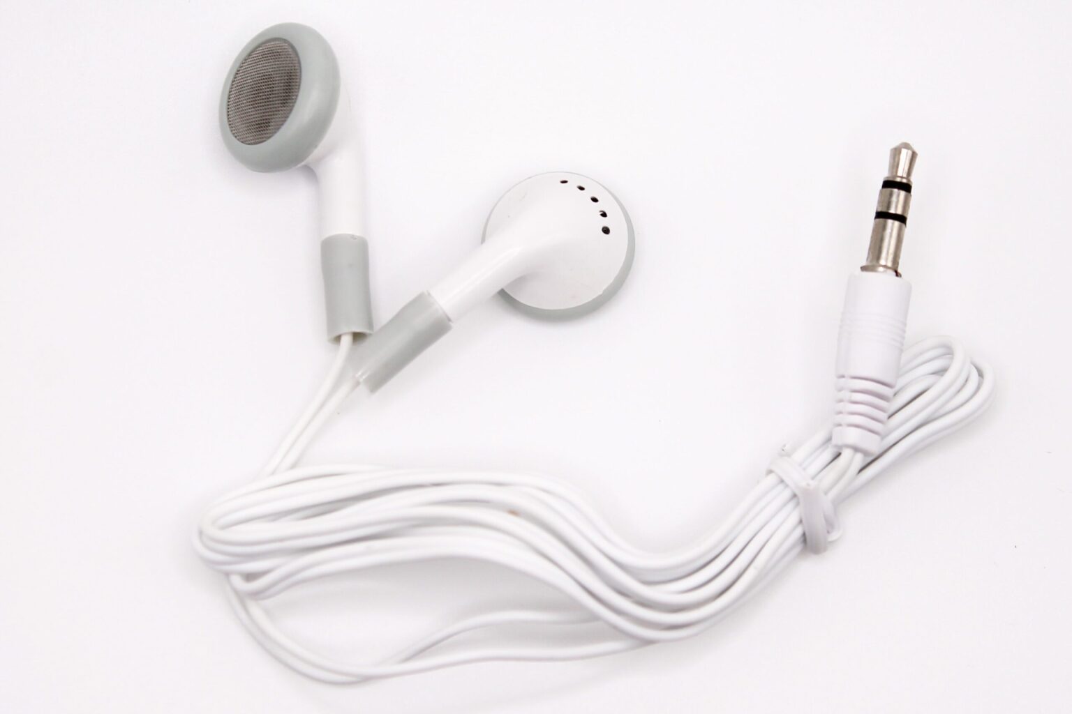 Stereo Long 6' Cable In-Ear Earbuds - Low Cost Earbuds